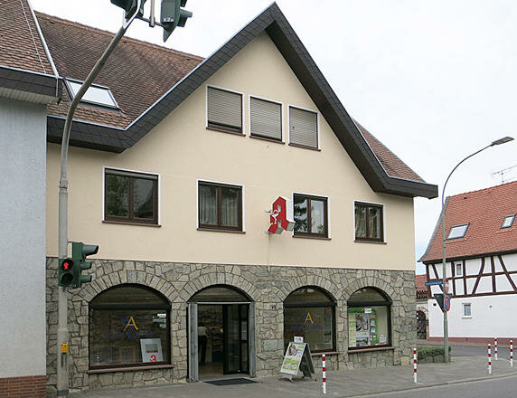 Eczaneler Ahorn-Apotheke, Hesse, foto
