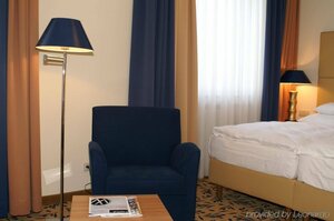 Ameron Bonn Hotel Königshof (Adenauerallee No:9, Bonn), otel  Bonn'dan