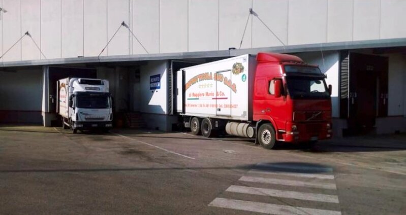 i̇thalat-ihracat firmaları Eurofrutticola Sud SAS, Campania, foto