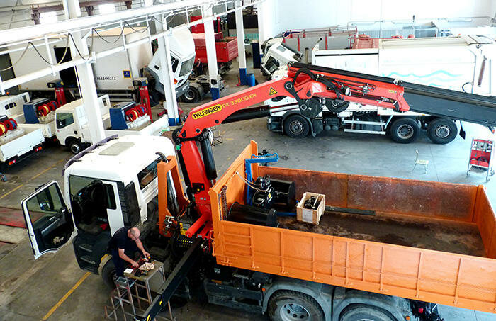 Kamyon ve ağır vasıta satış ve servis firmaları Truck Deal, Valensiya, foto