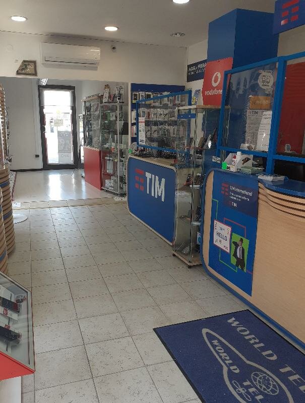 Telekomünikasyon ekipmanları World Telefonia, Toskana, foto