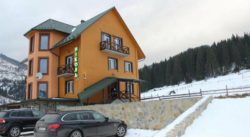 Otel Nikol Guest House, Yaremcha, foto