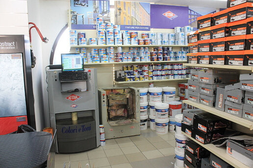 Isıtma sistemleri ve ekipmanları Ferramenta Chiodino, Sardunya, foto