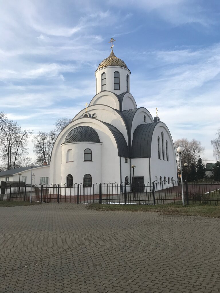 Ortodoks kiliseleri Старобинская церковь, Minskaya oblastı, foto