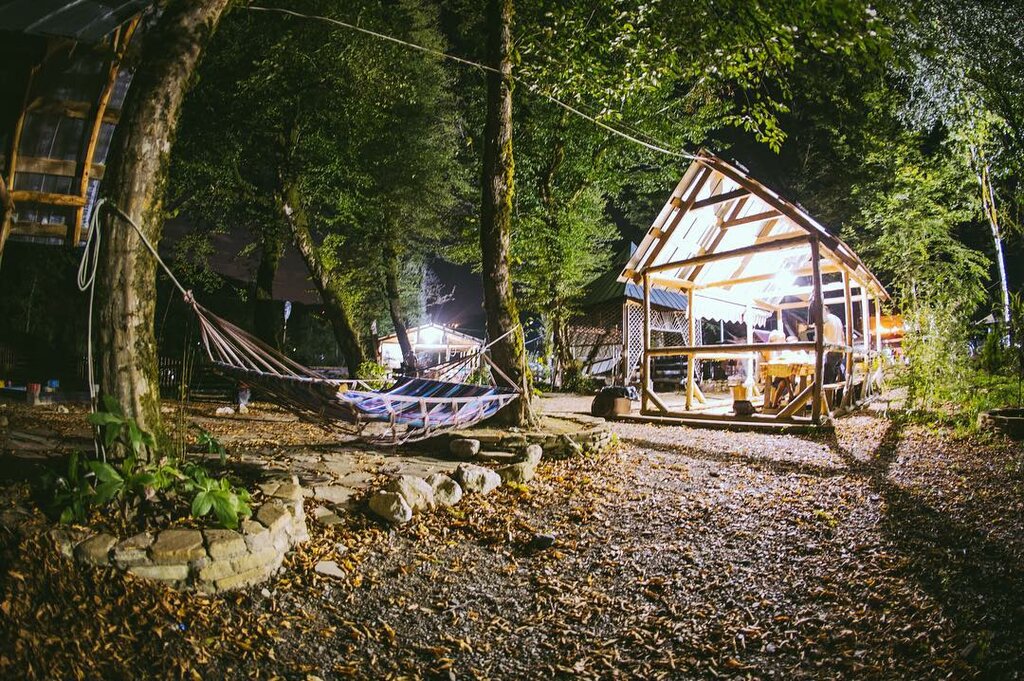 Piknik alanı Грушевая поляна, Soçi, foto