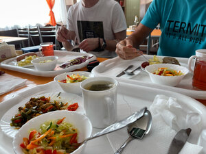 Дон Бульон (ulitsa Moskovskiy Trakt No:1, selo Ukhtuy), kantin, yemekhane  İrkutskaya oblastından