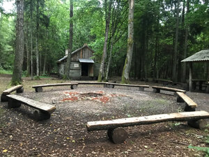 Мемориальный комплекс партизанской славы Хованщина (Bresckaja voblasć, Ivacevicki District, Zhytlinski Rural Council), anıt, heykel  Brestskaya oblastından