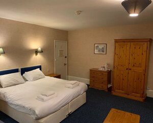 Yelf's Hotel (England, Isle of Wight, Ryde, Union Street), otel