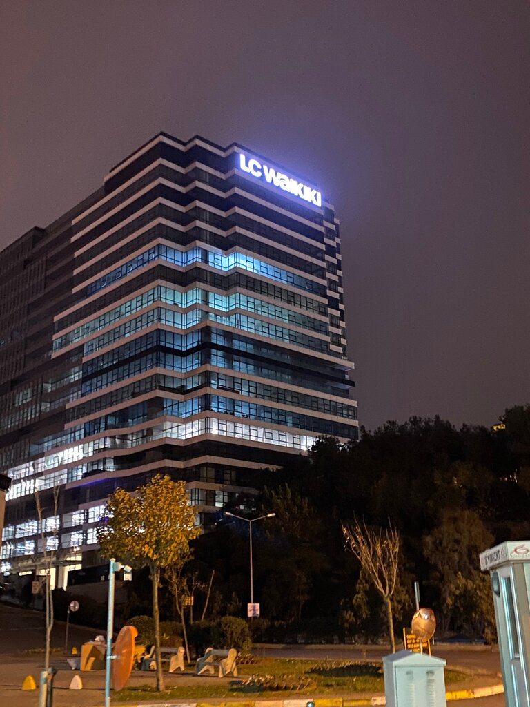 Emlak ofisi Kandemir Emlak, İstanbul, foto