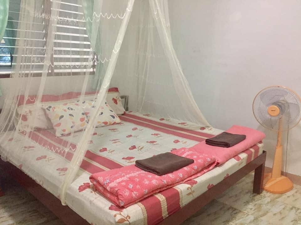 Otel Plaifon & Tonnaw House, Dünya, foto