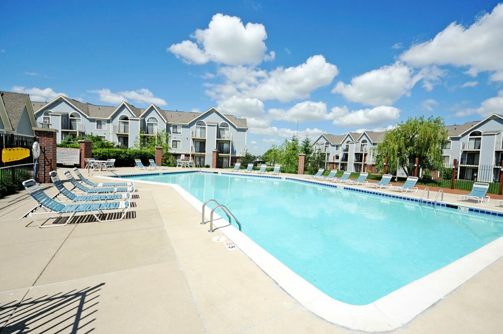 Emlak ofisi Huntington Cove Apartments, İndiana Eyaleti, foto