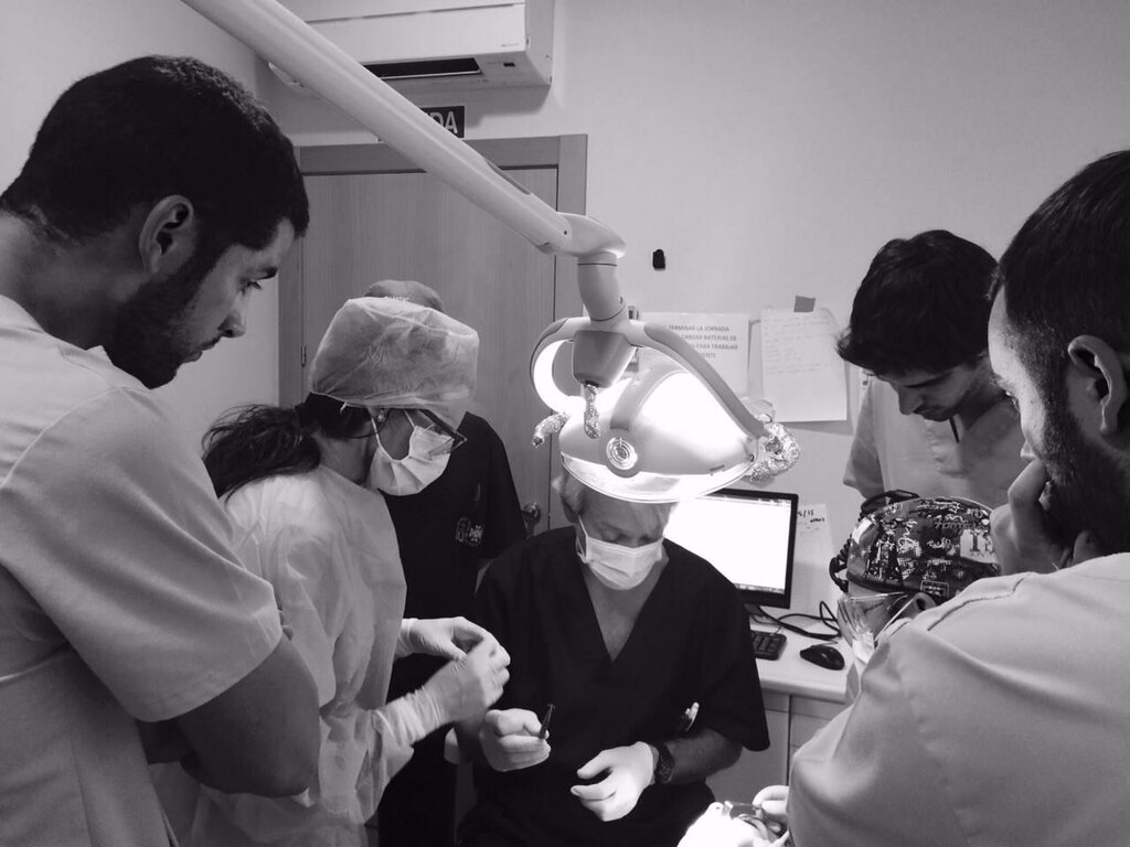 Özel ağız ve diş sağlığı klinikleri ve muayenehaneleri Clínica Dental Doctor Luis Ortiz Camarero, Burgos, foto