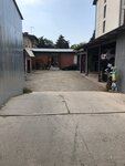 Auto repair shop (Aerodromnaya ulitsa No:2/1, Lazarevskoe Residential District), otomobil servisi  Soçi'den