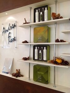 Andrea & Fiore Parrucchieri (Via Borgo dei Leoni No:55, Ferrara), kuaförler  Ferrara'dan