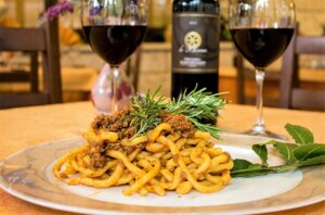 Ristorante Pizzeria Tre Stelle (Tuscany, Provincia di Siena, Via delle Terme), pizzacılar