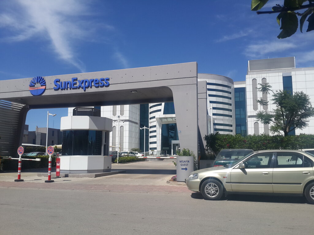 Havacılık şirketleri Sun Express, İzmir, foto