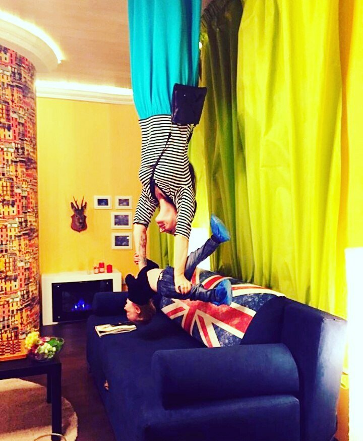 Atraksiyon Dom Kuvyrkom, Orenburg, foto