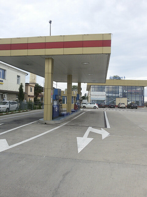 Benzin istasyonu Spetstekhnologiya, Murmansk, foto