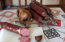 Kasap, şarküteri Russkiye ekologicheskiye delikatesy, Moskova, foto