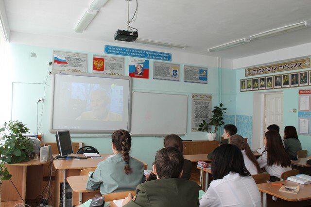 Ortaokul Mbou SOSh № 1 p. Khanymey, Yamal‑Nenets Özerk Bölgesi, foto