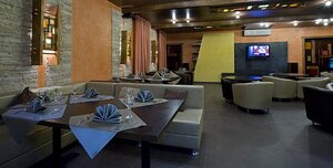 Pirogovskiy Dvorik (Tsentralnaya Street No:100Б, Pirogovo Village, Russian Federation), restoran