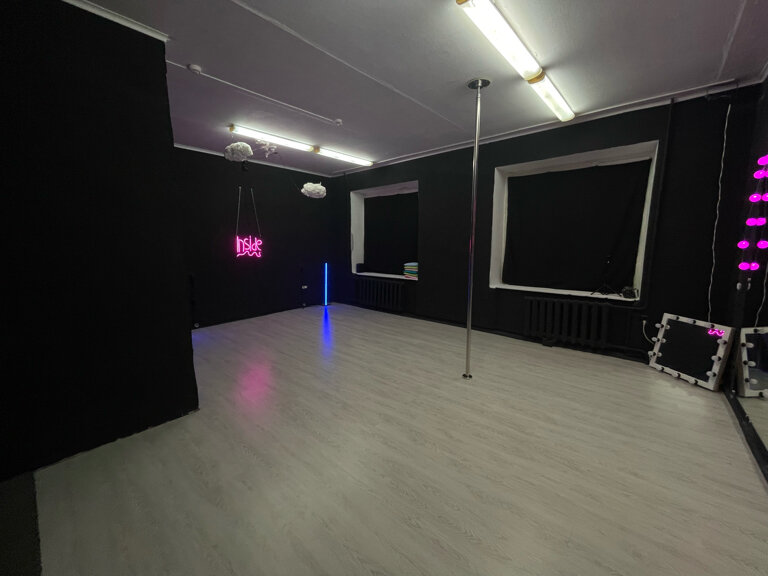 Dans okulları Inside, Vishniy Volochek, foto