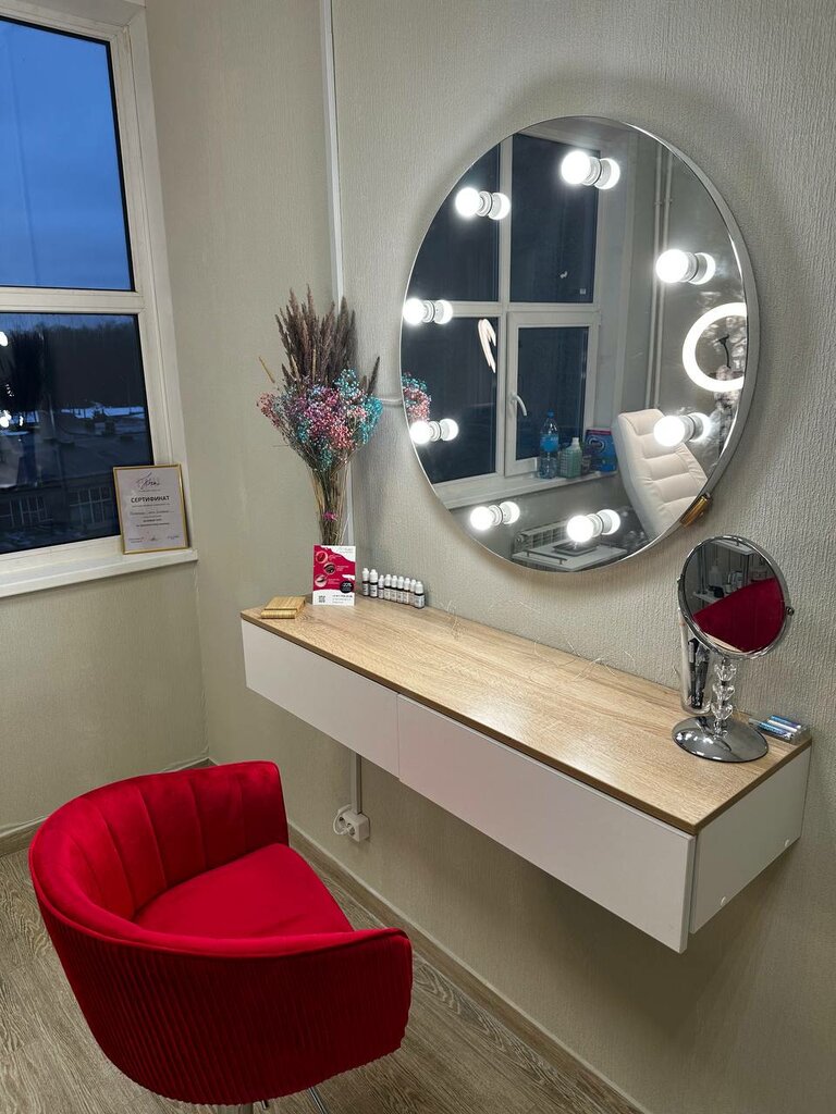 Kalıcı makyaj stüdyosu MeKate Permanent, Saint‑Petersburg, foto