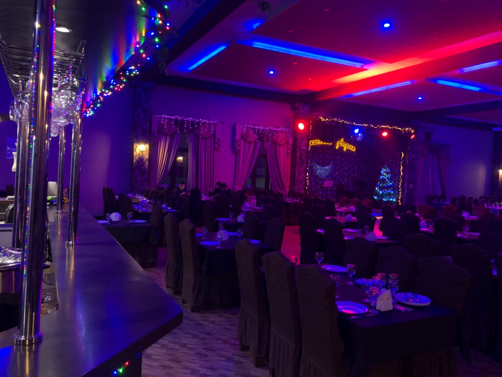 Restoran Бакинский дворик, Uhta, foto
