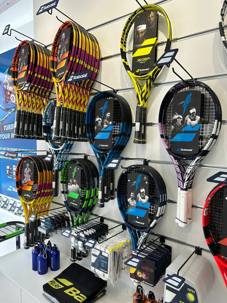 Fitness ve spor ekipmanı firmaları Babolat Armenia, Erivan, foto