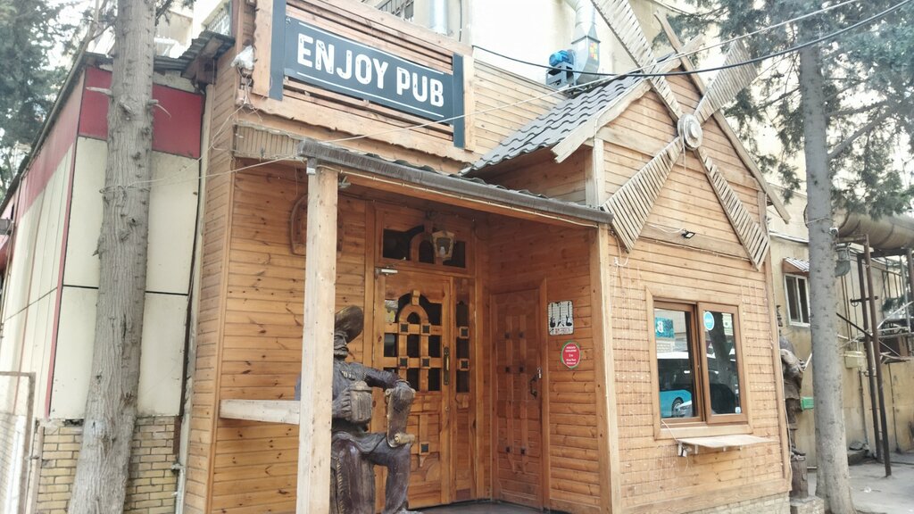 Bar Enjoy pub, Bakü, foto