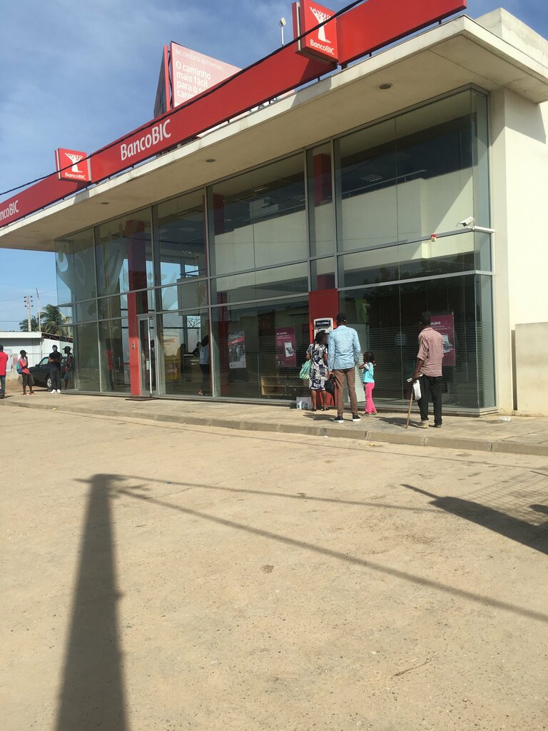Banka Banco BIC, Loanda, foto