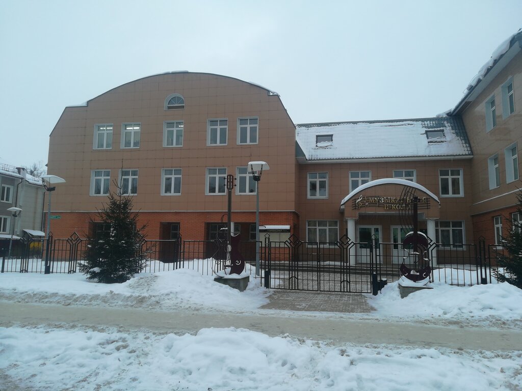 Müzik okulları ve konservatuarlar Children's Music School, Zelenodolsk (Yeşel Üzen), foto