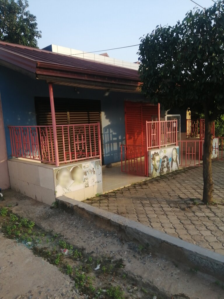 Kuaförler Enersties Braids, Dünya, foto