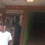 Sheriola ent (Hansen Road No:19), boya ve cila malzemeleri üretim ve satış yerleri  Akra'dan