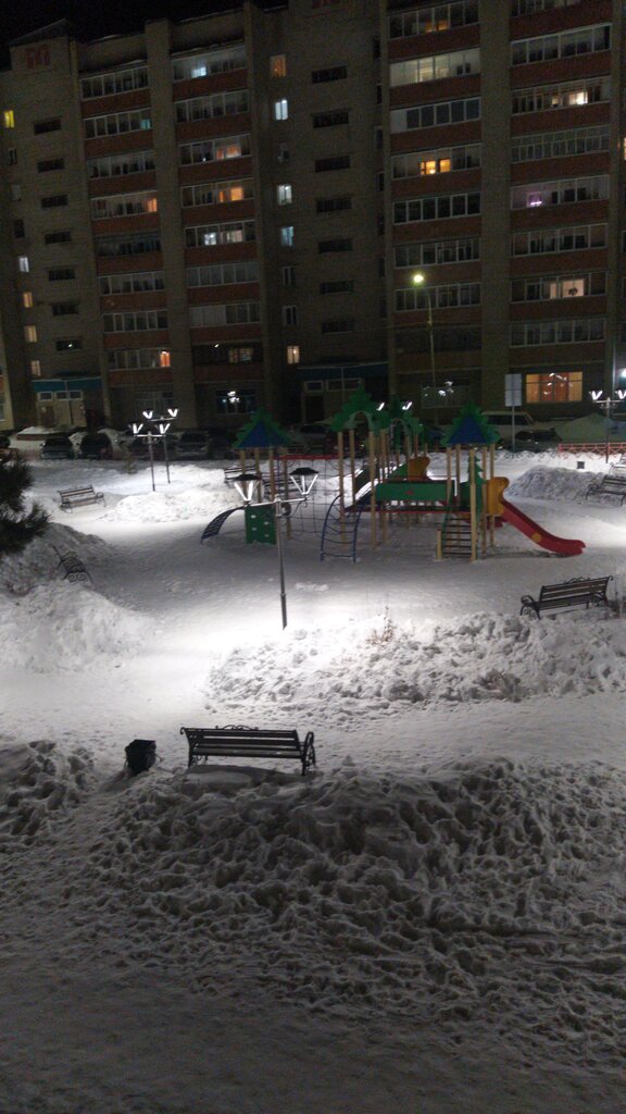 Kültür ve eğlence parkları Комсомольский сквер, Sayansk, foto