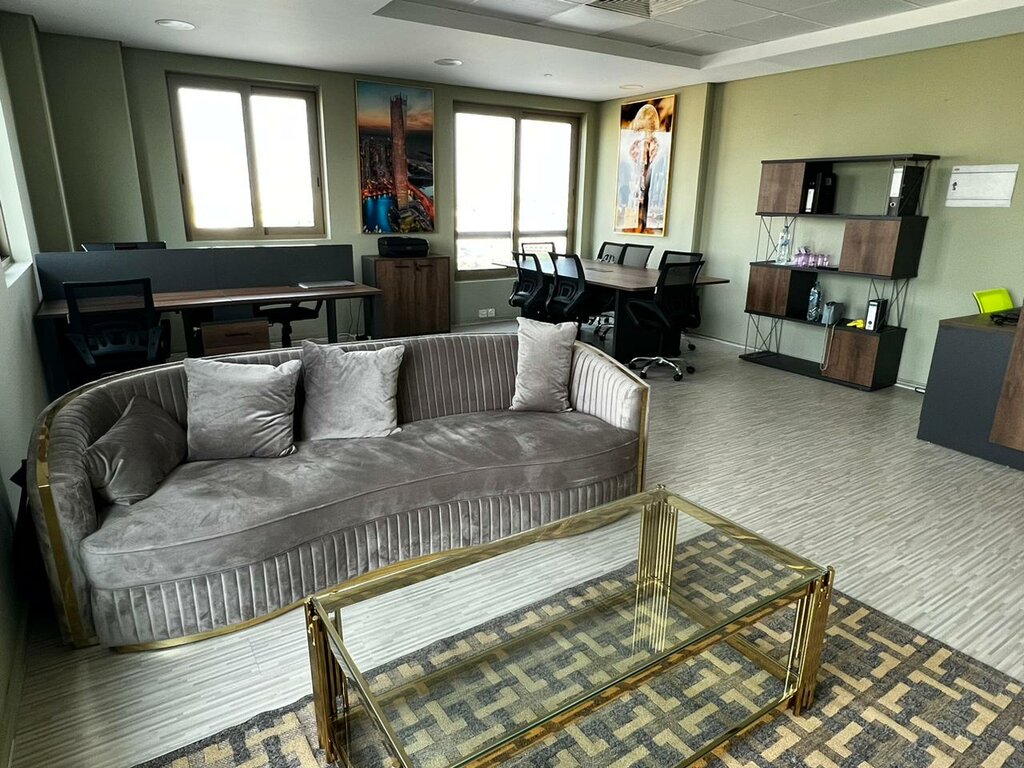 Emlak ofisi Adamco Real Estate, Dubai, foto