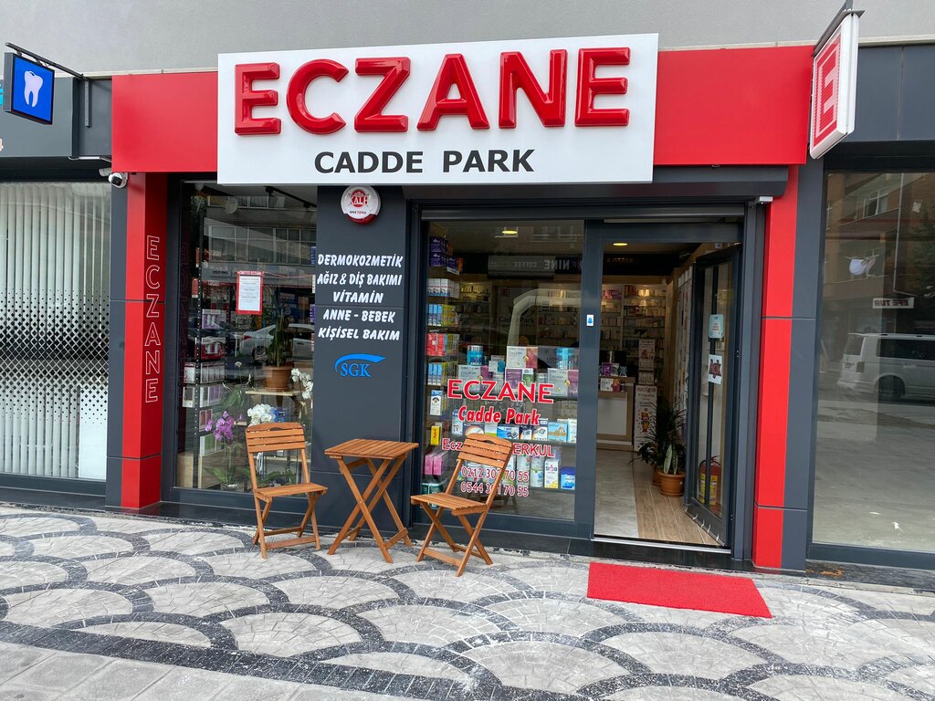 Eczaneler Cadde Park Eczanesi, İstanbul, foto