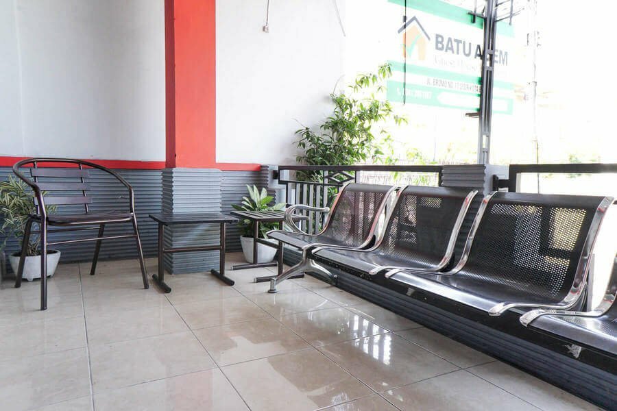 Otel RedDoorz near Alun Alun Batu, , foto