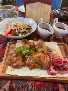 Alubali (Lugovaya ulitsa No:6к1, posyolok gorodskogo tipa Zarechye), restoran  Moskova ve Moskovskaya oblastından