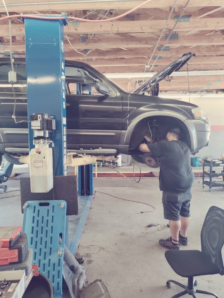 Express yağ değişim noktası Precision Tune Auto Care, Florida Eyaleti, foto