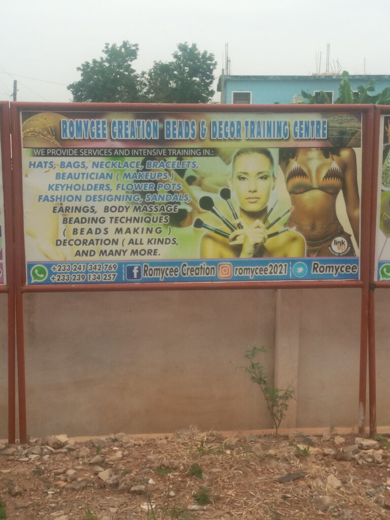 Kişisel gelişim merkezi Romycee Creation Beads & Decor Training Centre, Dünya, foto