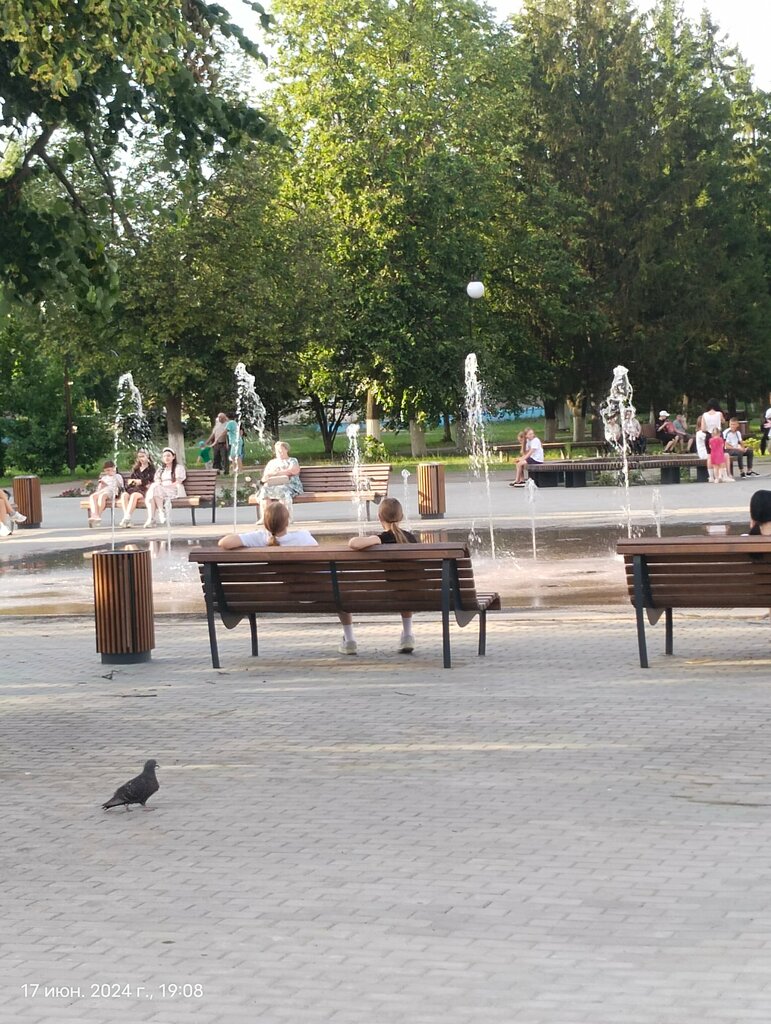 Çeşme Центральный фонтан, Rtişçevo, foto