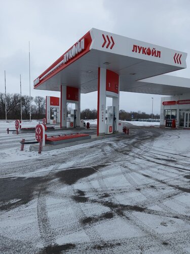 Benzin istasyonu Lukojl, Volgogradskaya oblastı, foto