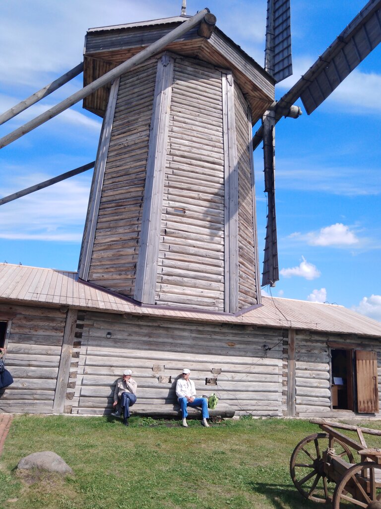 Turistik yerler Фундамент каретника, Penzenskaya oblastı, foto