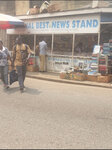 National Best News Stand (Ashanti, Kumasi Metropolitan District, Prempeh Ii Avenue), gazete bayi  Kumasi'den
