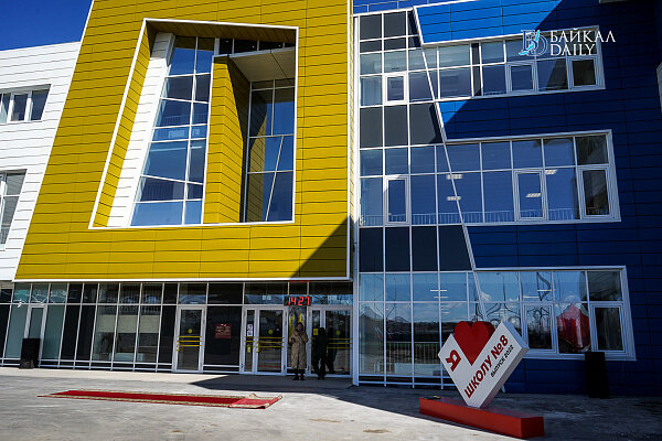 Montaj çalışmaları Rufas, Krasnoyarsk, foto