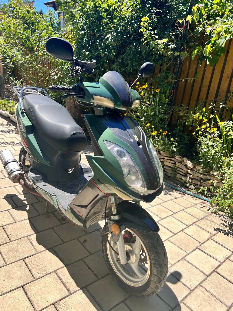 Scooter kiralama Прокат самокатов, Krasnodarski krayı, foto