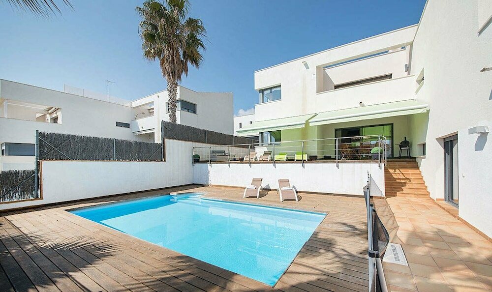 Otel Villa Déjà Vu with stunning sea views, Katalonya, foto