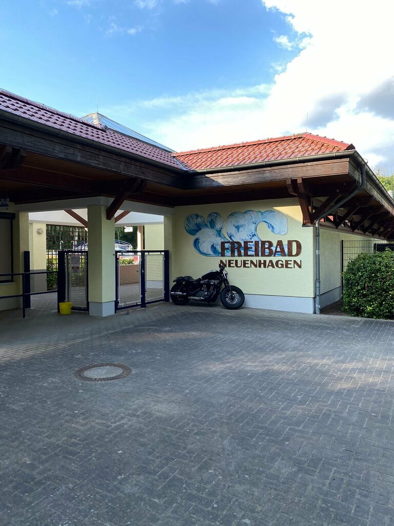 Yüzme havuzları Freibad Sonnenborn, Saarland, foto