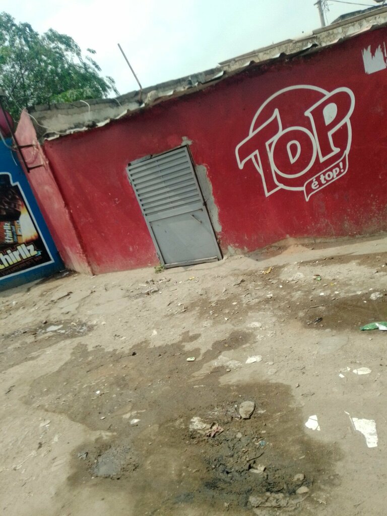Market Top é top, Loanda, foto